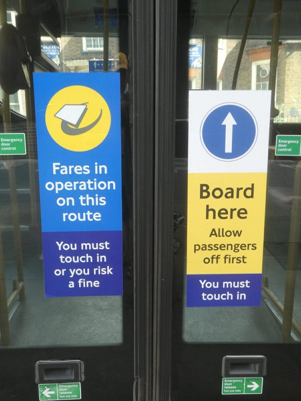 How to Use London Buses: the Easy Guide for Visitors (2024) - girl gone ...