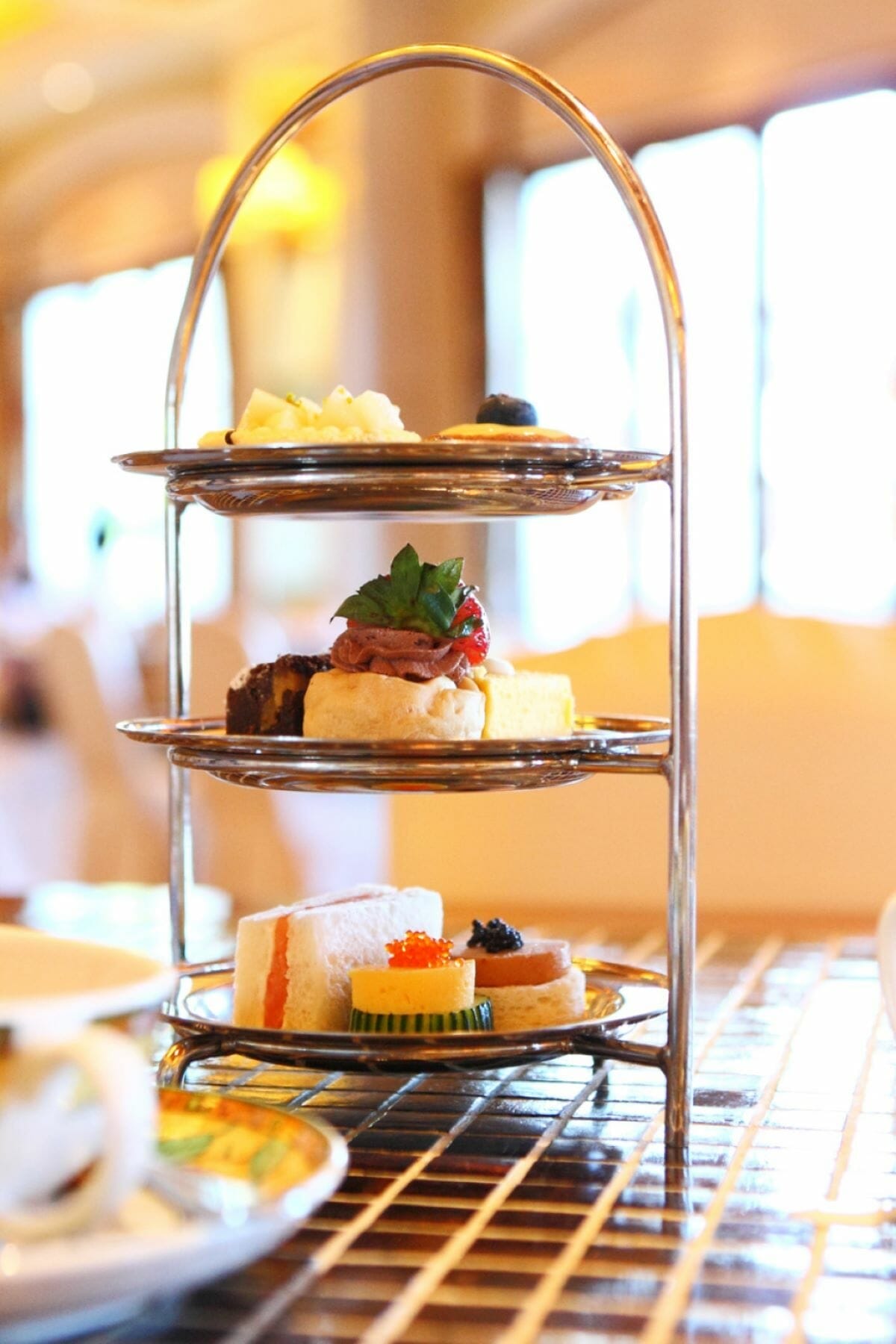 13 Best London Tours with Afternoon Tea (2024) - girl gone london