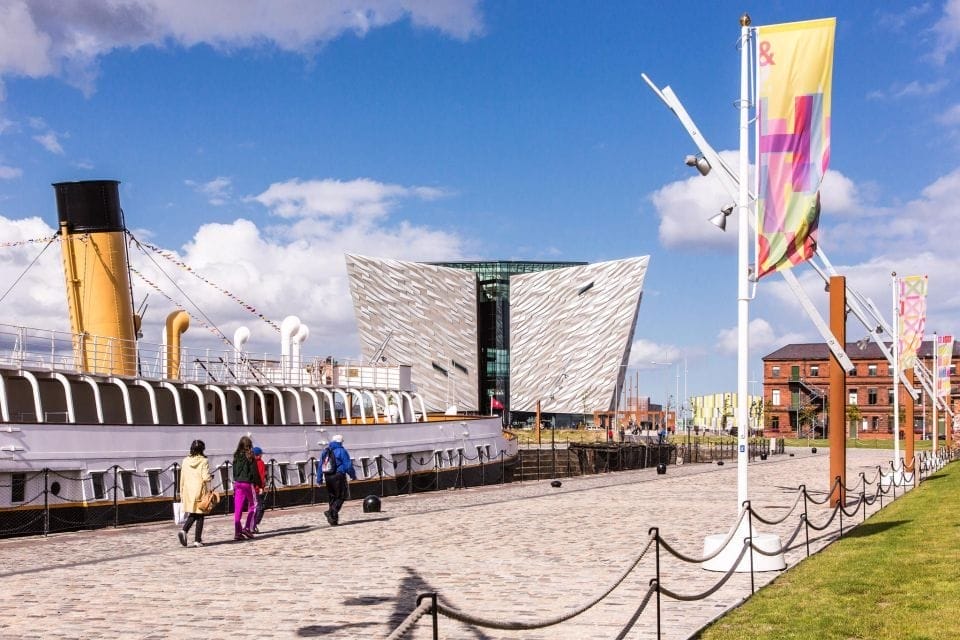 17 Best Belfast Tours Worth Your Money (2024) - girl gone london